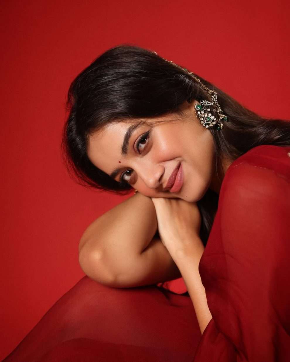 Kingdom Actress Bhagyashri Borse Turns Heads with Stunning Photos ...