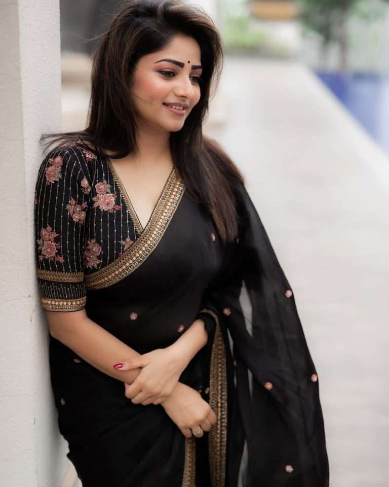 Rachita Ram – HD Images & photos gallery - Suryan FM