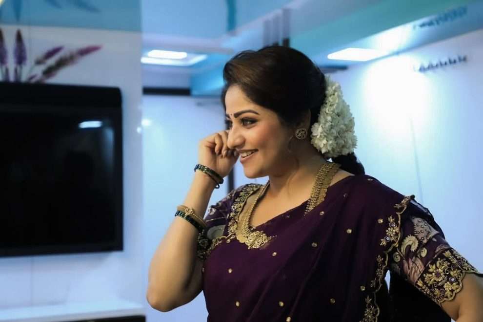 Rachita Ram – HD Images & photos gallery - Suryan FM